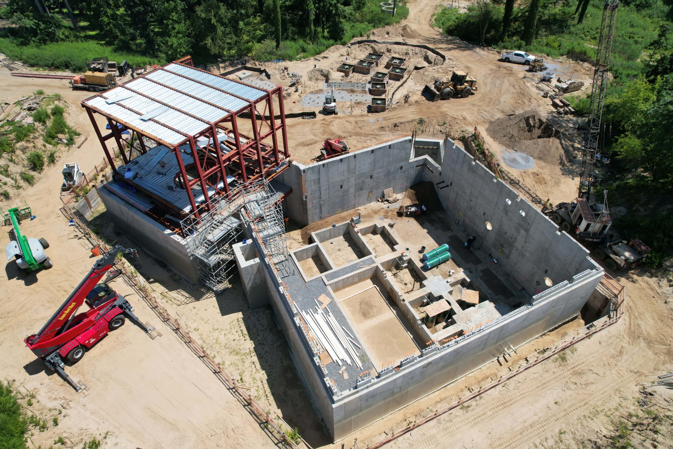 Mock-Ups & Construction – REX