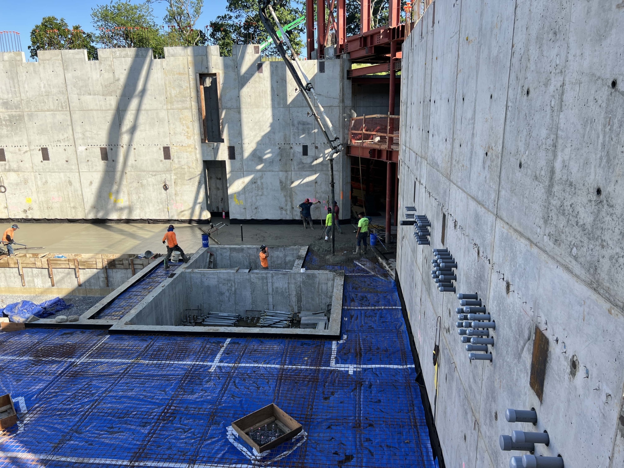 Mock-Ups & Construction – REX